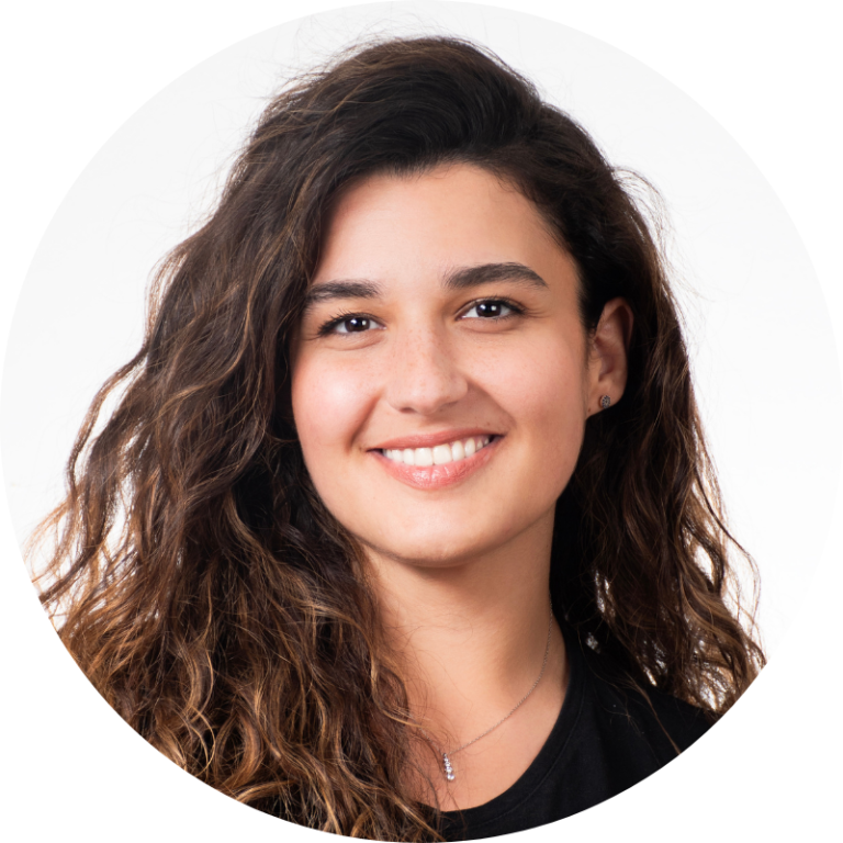 Student Action for Refugees - Loujain-Portrait